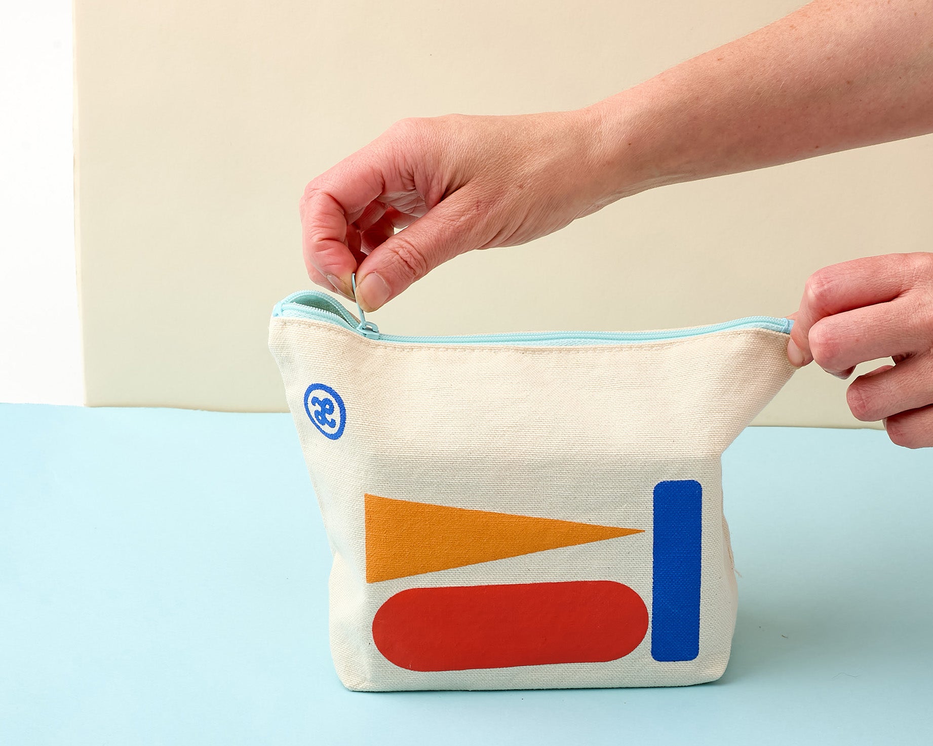 Palette Scout Zipper Pouch – Zollie
